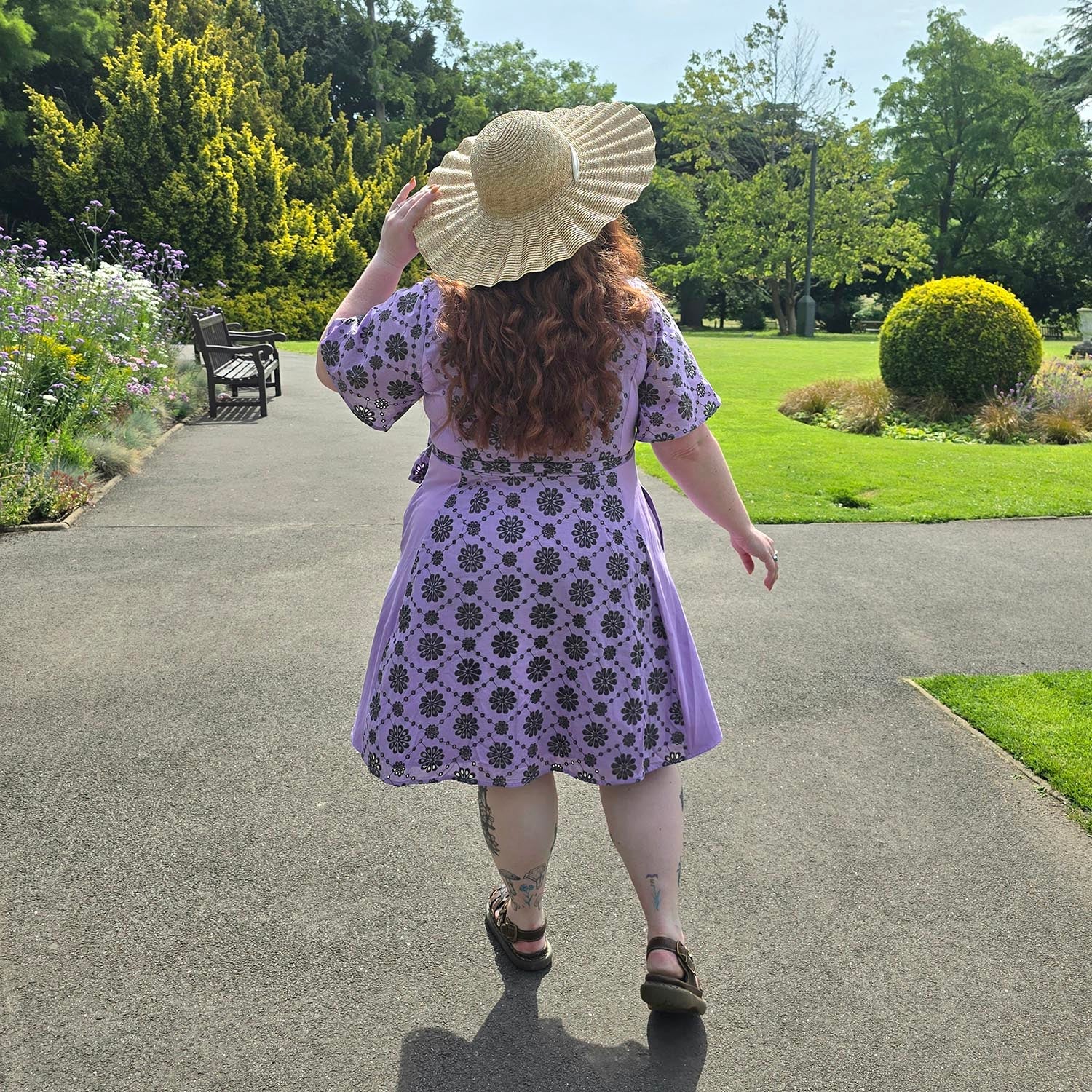 Broderie Anglaise Wrap Dress - Cassis de Violet – Snag