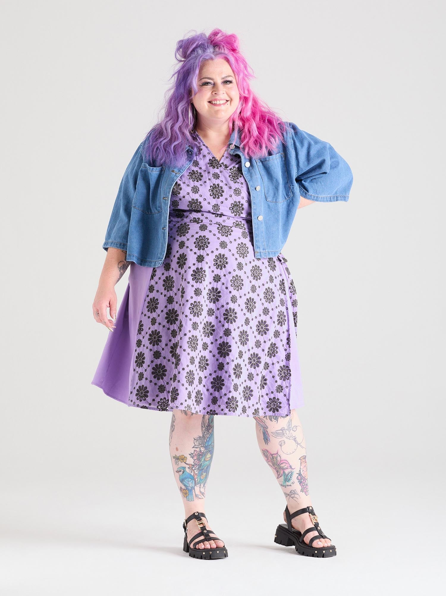 Broderie Anglaise Wrap Dress - Cassis de Violet – Snag