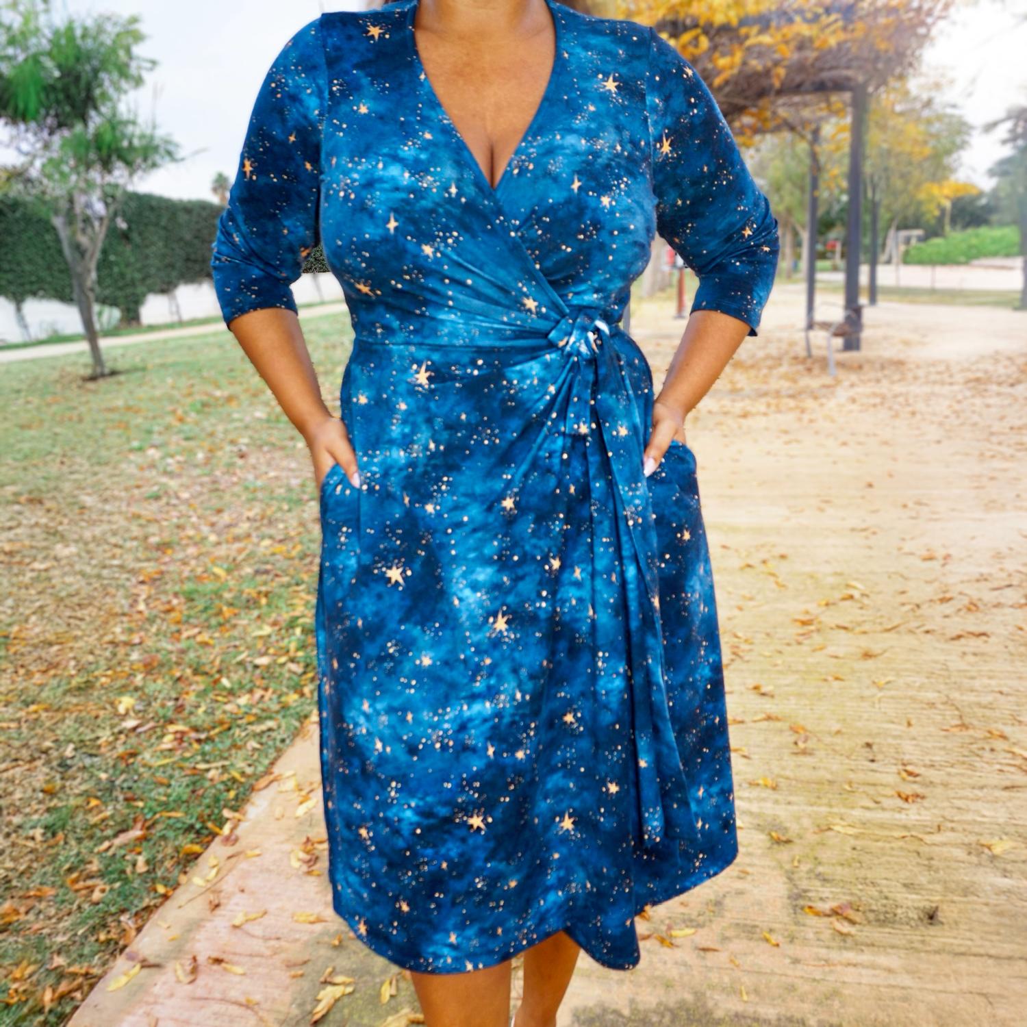 Nebula Stars Wrap Dress | Cotton Star Print with Pockets – Snag